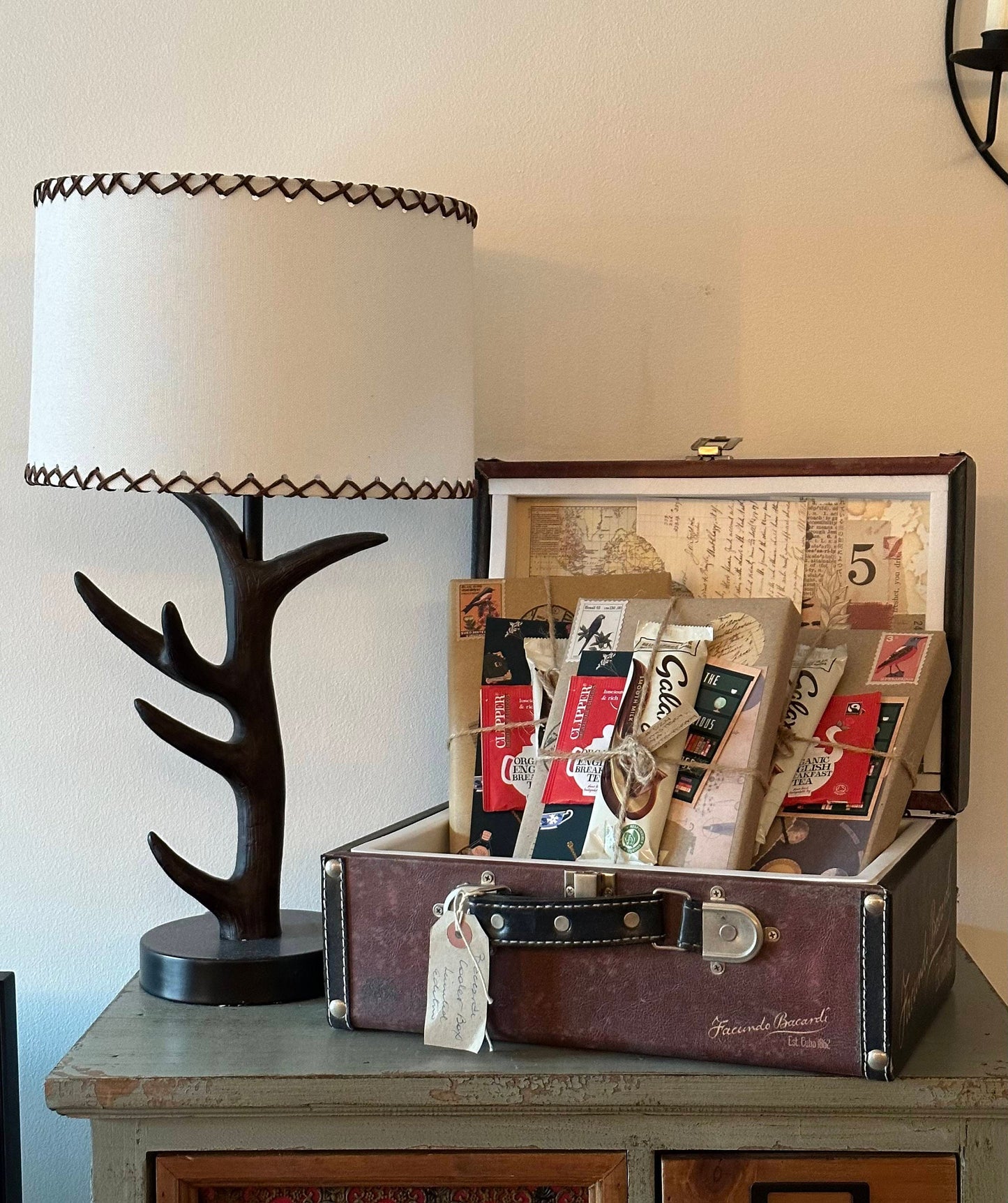 Monthly Subscription - Blind Date With A Book – The Mysterious Bookcase